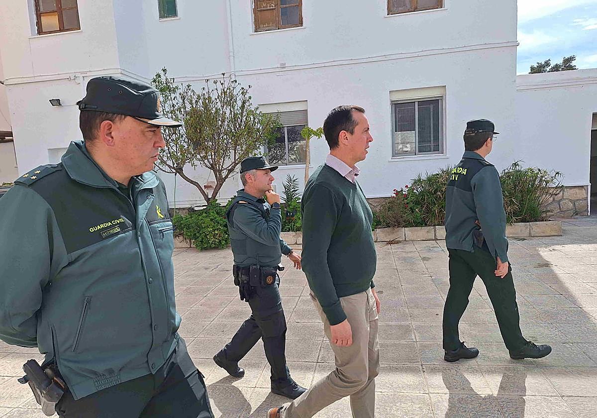 La Guardia Civil refuerza los equipos del Bajo Andarax para combatir la delincuencia en la ...